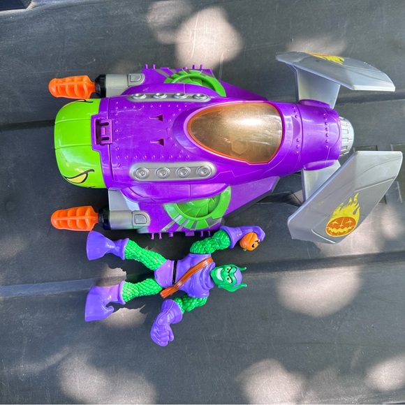 Marvel | Toys | Marvel Hasbro Super Hero Adventures Green Goblin Hover ...